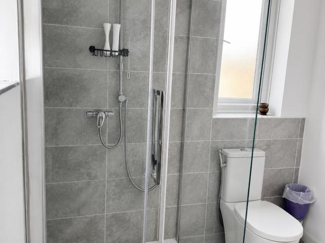 Chestnut Avenue, Hornchurch RM12, Room to rent, £800 pcm | PrimeLocation