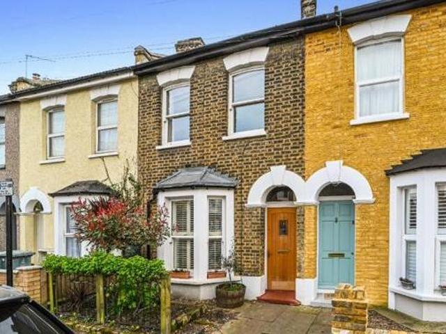 Chestnut Avenue, London, 2 Bedroom Terraced