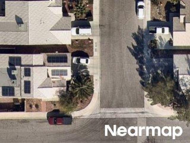 Chestnut Blaze Dr