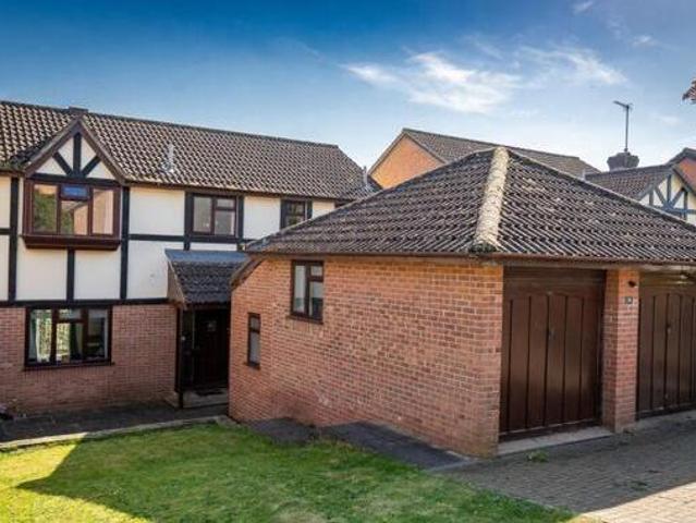 Chestnut Close, Crediton, 5 Bedroom Detached