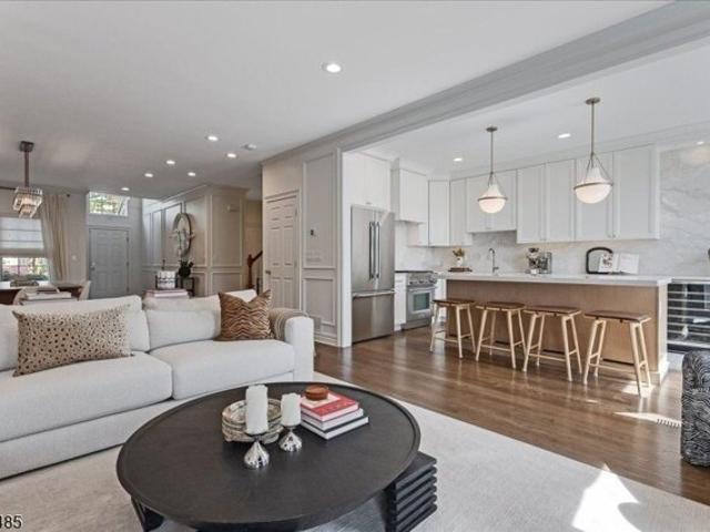 Chestnut Ct, Cedar Grove, Condo For Sale