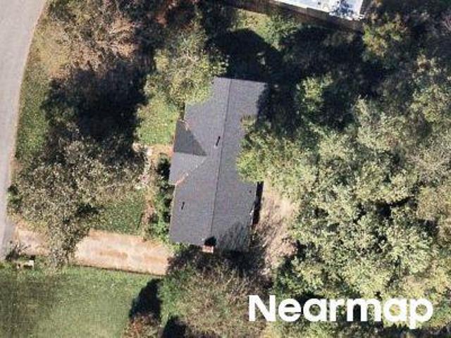 Chestnut Dr