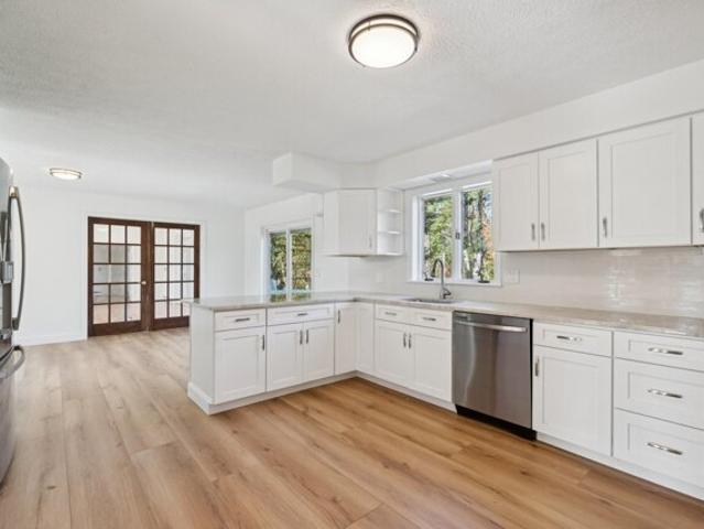 Chestnut Dr, Topsham, Home For Sale