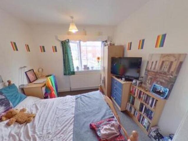 Chestnut Grove, Leeds, 3 Bedroom House
