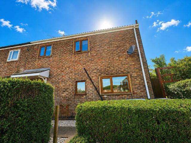Chestnut Grove, NOTTINGHAM, NG10 3 bed house to rent £1,175 pcm £271 pw