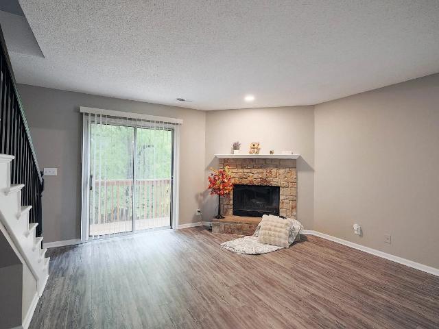 Chestnut Heights Townhomes 3 Bedroom Apartment for Rent at 12501 S Constance St, Olathe, KS 66062