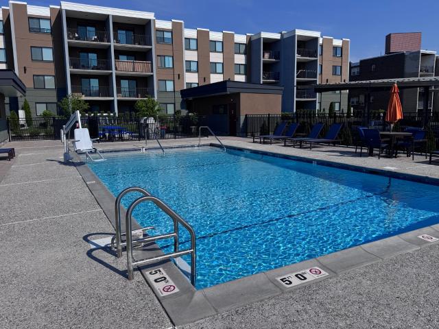 Chestnut Hill North Apartments