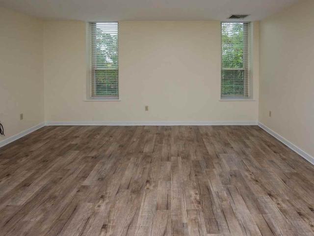 Chestnut Hill East 1 Bedroom Apartment for Rent at 2 Skiff St, Hamden, CT 06514