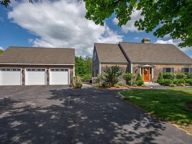 Chestnut Hill Rd, Amherst, Home For Sale