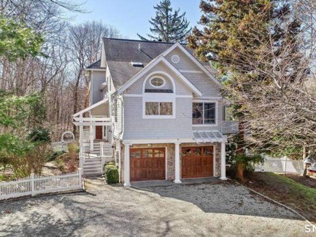 Chestnut Hill Rd, Stamford, Home For Sale
