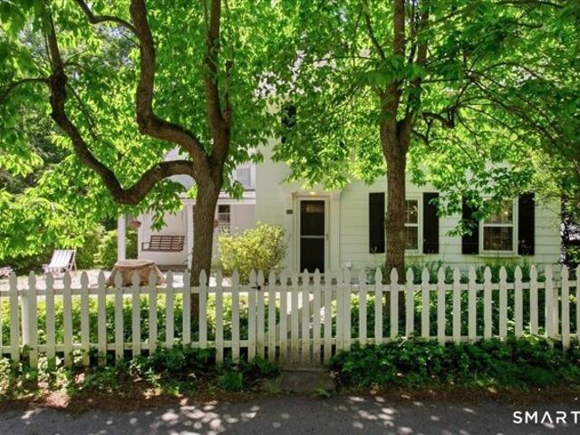 Chestnut Hill Rd, Stamford, Home For Sale