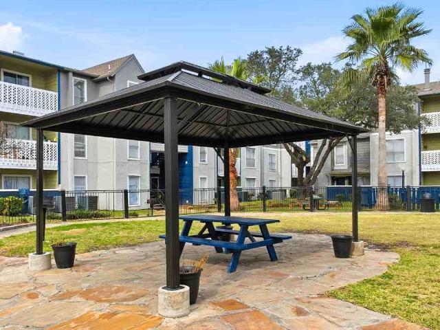 Chestnut Hill 1 Bedroom Apartment for Rent at 7500 Bellerive Dr, Houston, TX 77036 Sharpstown