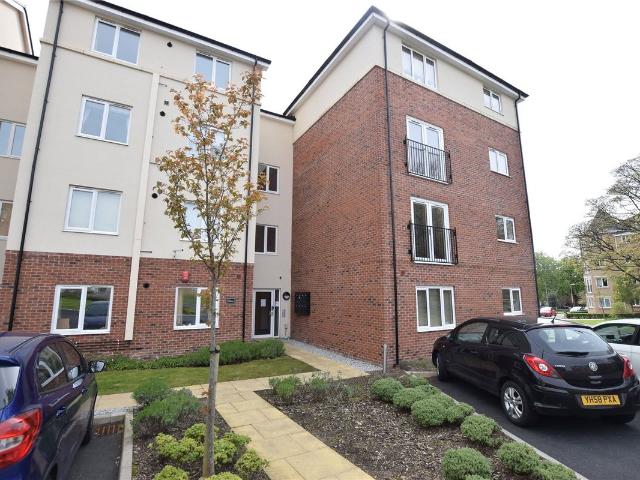 Chestnut Lane, Leeds, West Yorkshire LS14, 2 bed flat to rent, £950 pcm | PrimeLocation