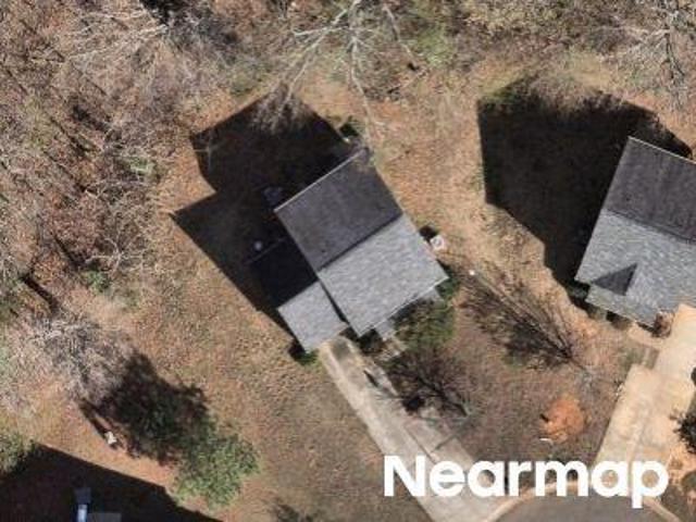 Chestnut Oak Ln
