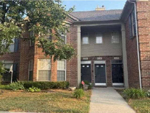 Chestnut St # 15