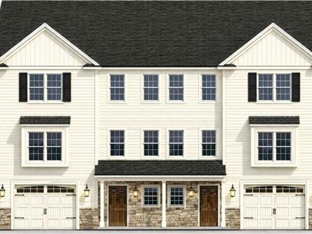 Chestnut St Unit B, Foxboro, Condo For Sale