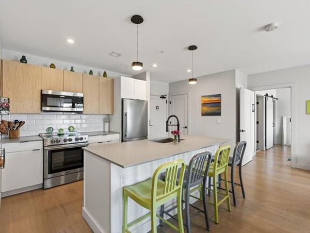 Chestnut St Unit,portland, Condo For Sale