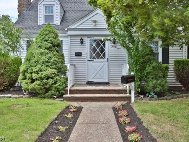 Chestnut St, Wallington, Home For Sale