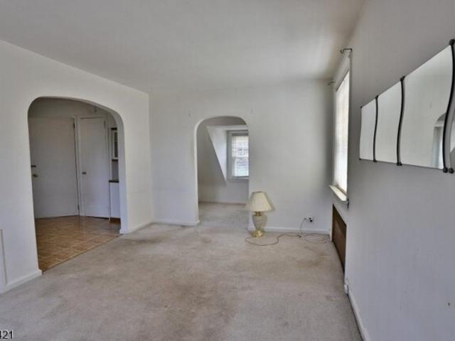 Chestnut St, Wallington, Home For Sale