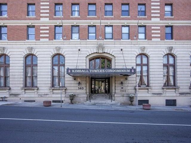 Chestnut St Apt,springfield, Condo For Sale