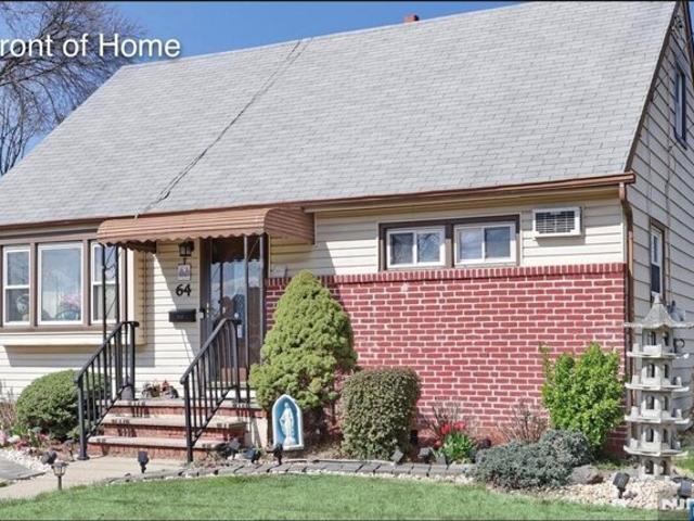 Chestnut St, Belleville, Home For Sale