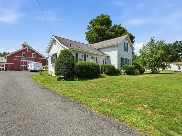 Chestnut St, Hatfield, Home For Sale