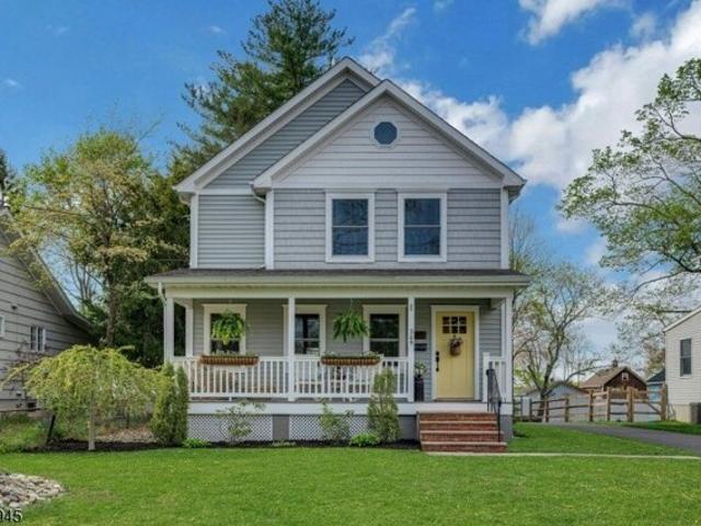 Chestnut St, Long Hill Township, Home For Sale