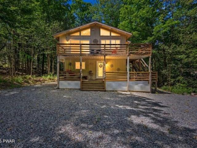 Chestnuthill Dr, Lake Ariel, Home For Sale