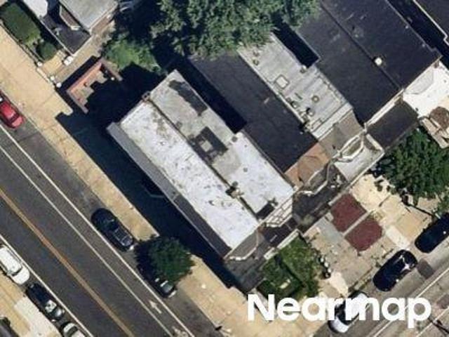 Chester Ave