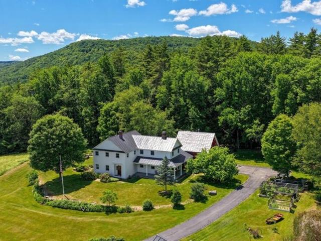 Chester Hill Rd, Grafton, Home For Sale