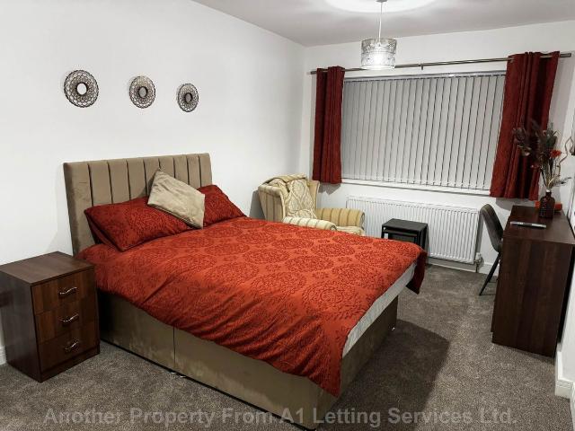 Chester Road, Castle Bromwch B36, 8 bed shared accommodation to rent, £1,000 pcm | PrimeLocation