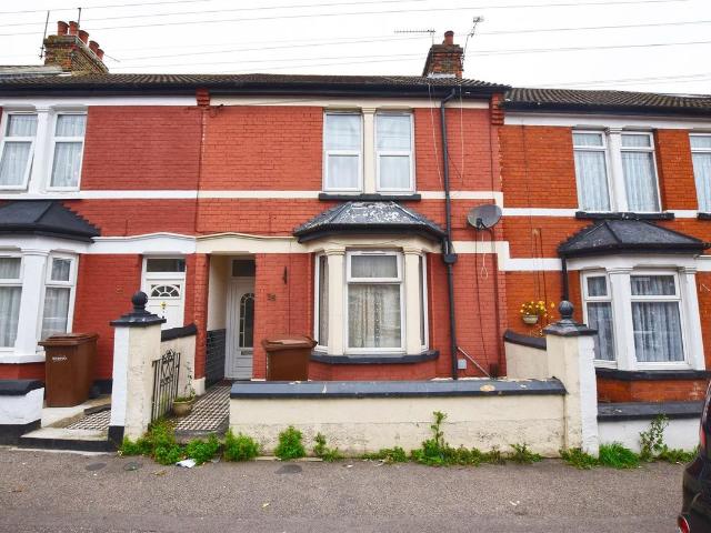Chester Road, Gillingham ME7, 3 bed terraced house to rent, £1,500 pcm | PrimeLocation