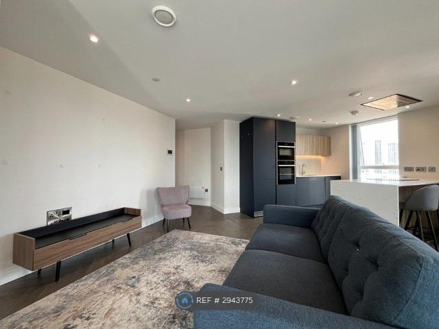 Chester Road, Manchester M15, 3 bed flat to rent, £2,800 pcm | PrimeLocation