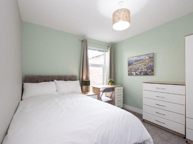 Chester Road Room 2