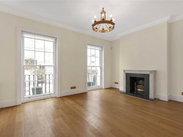 Chester Row, Belgravia, London, SW1W 5 bed terraced house to rent £15,167 pcm £3,500 pw