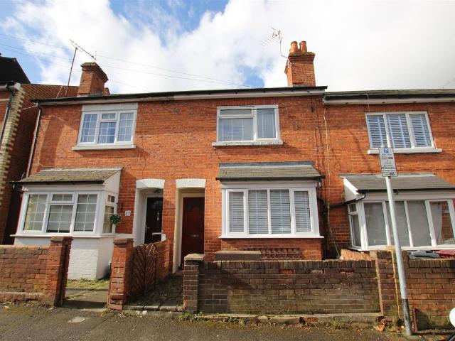 Chester Street, Reading RG30, 2 bed terraced house to rent, £1,400 pcm | PrimeLocation