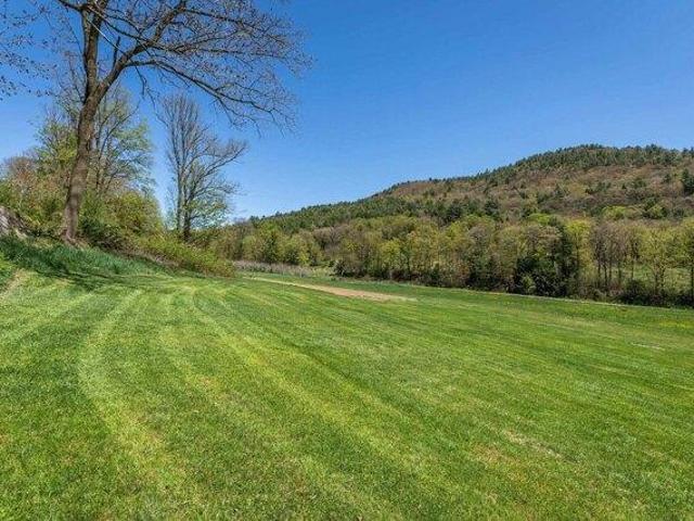 Chester VT 05143 104851275