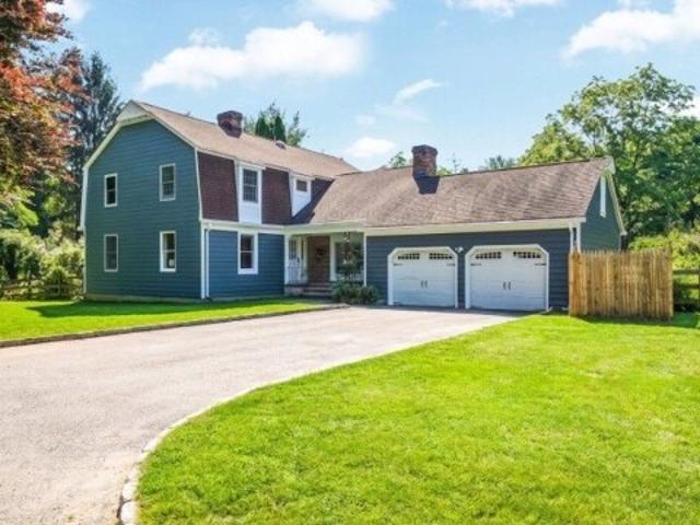 Chester Woods Dr, Chester Township, Home For Sale