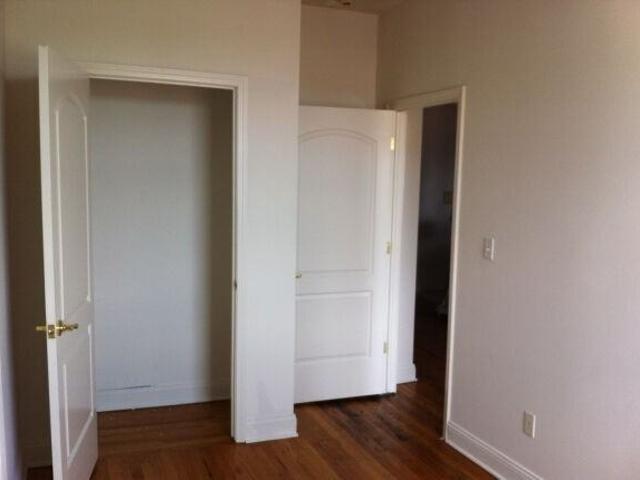 Chesterfield 1 Bedroom Apartment for Rent at 3535 Cass Ave, Detroit, MI 48201 University