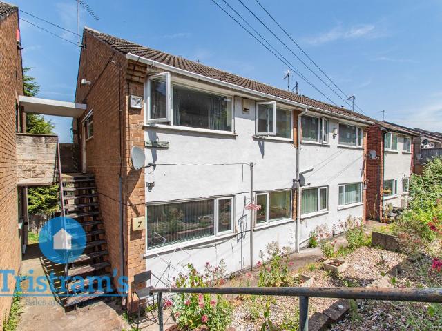 Chesterfield Court, Gedling NG4, 2 bed flat to rent, £775 pcm | PrimeLocation