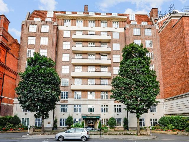 Chesterfield House, South Audley, London W1K, 3 bed flat to rent, £12,500 pcm | PrimeLocation