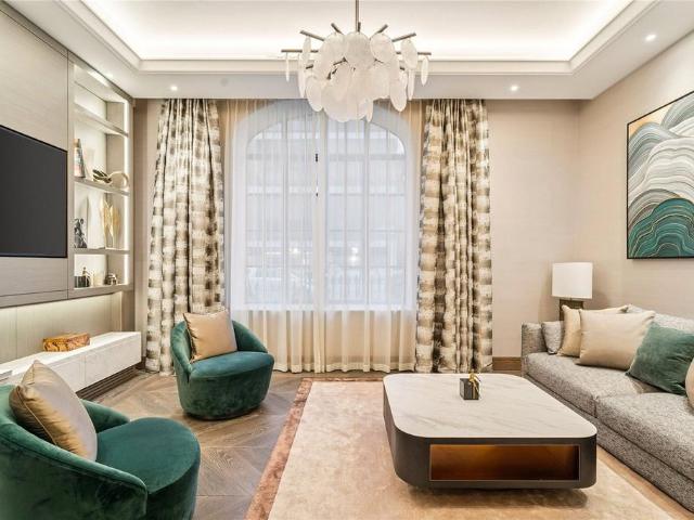 Chesterfield Hill, London, W1J 2 bed apartment to rent £15,500 pcm £3,577 pw