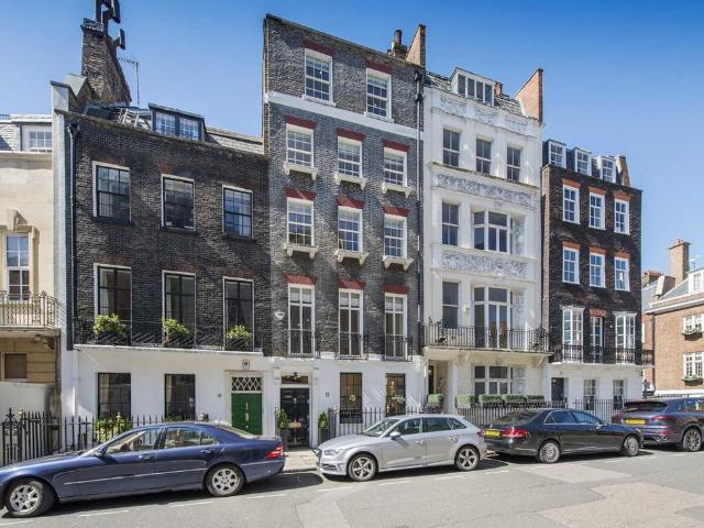 Chesterfield Hill, London W1J 6 bed terraced house to rent £21,667 pcm £5,000 pw