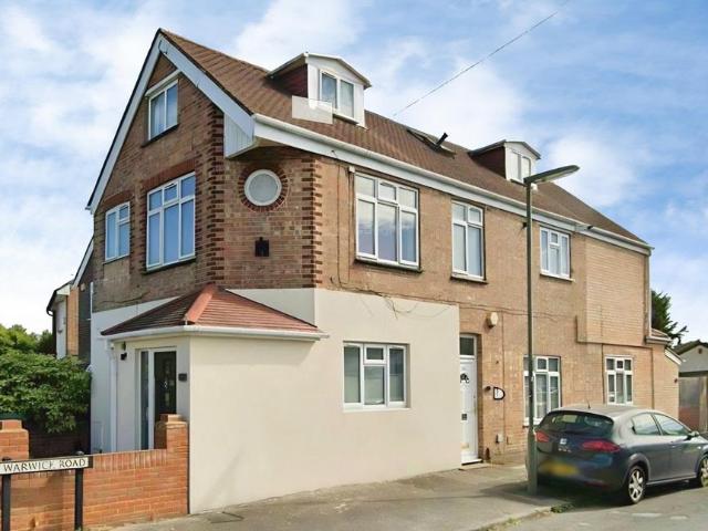 Chesterfield Road, Ashford. Studio to rent £1,000 pcm £231 pw