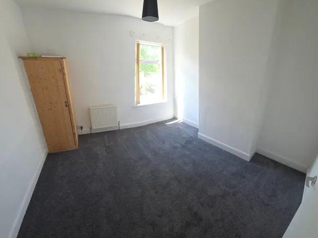 Chesterfield Road, Chesterfield, S42