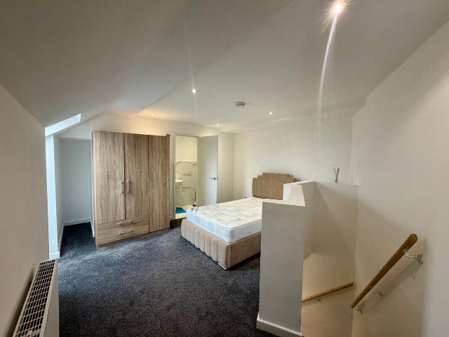 Chesterfield Road, Sheffield S8, Room to rent, £650 pcm | PrimeLocation