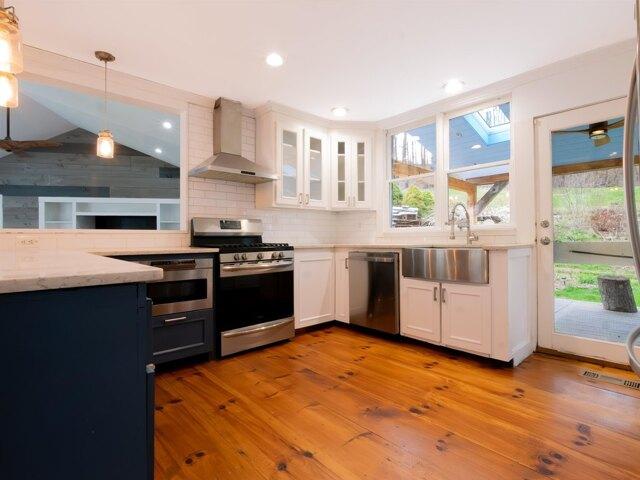 Chesterfield Rd, Hinsdale, Home For Sale