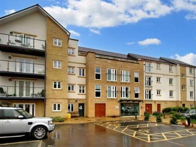 Chesterton Court, Railway Road, 1 Bedroom Apartment