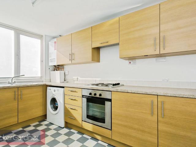 Chesterton Road, Cambridge CB4, 2 bed flat to rent, £1,500 pcm | PrimeLocation