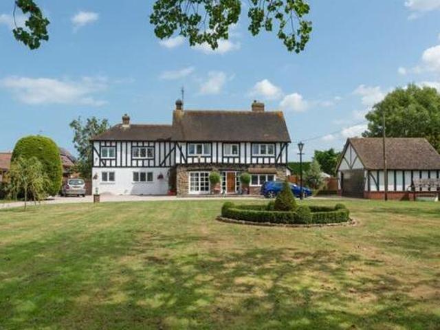 Chestfield Road, Chestfield, 4 Bedroom Detached